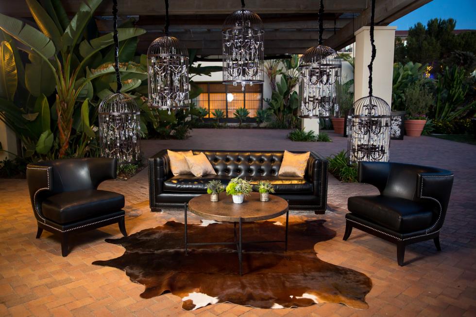 Bright Event Rentals - Chandelier Collection