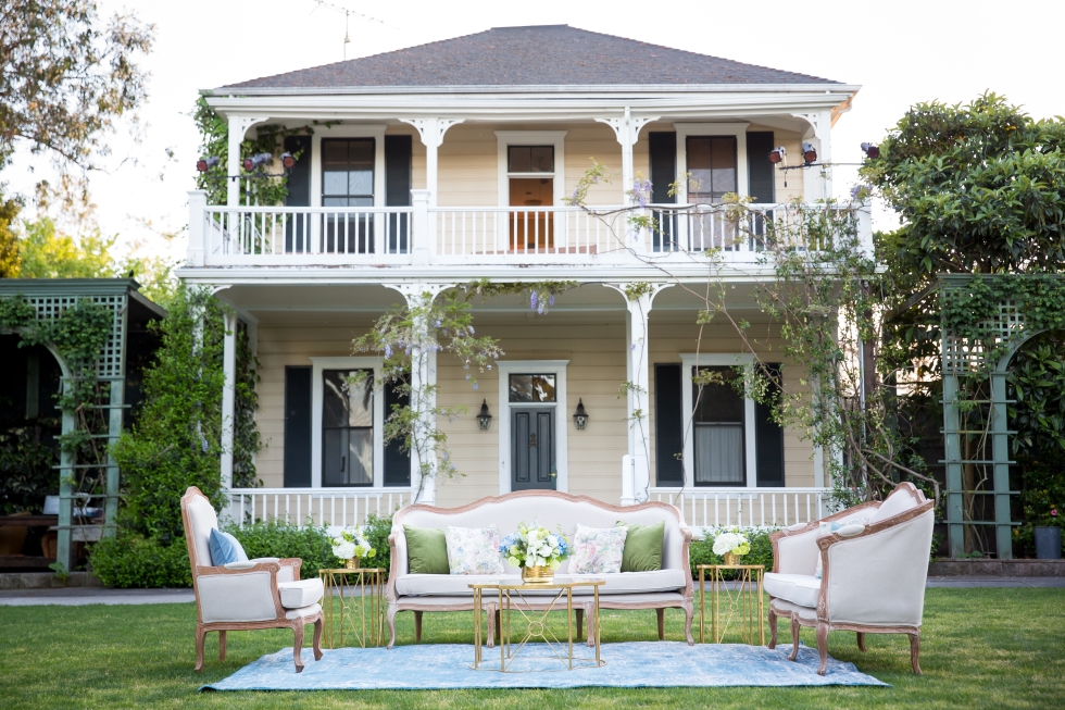 Bright Event Rentals - Traditional